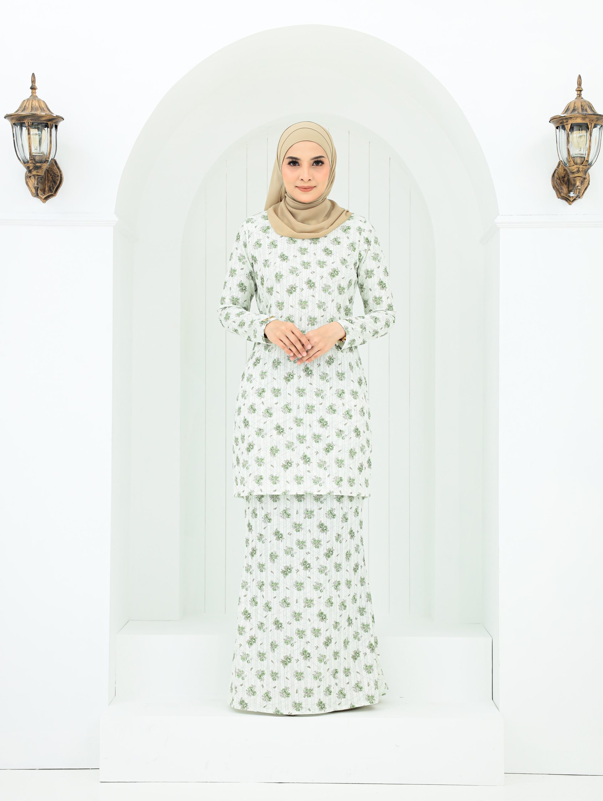 QUEEN KYLA IN GREEN – ZUEREY DESIGN