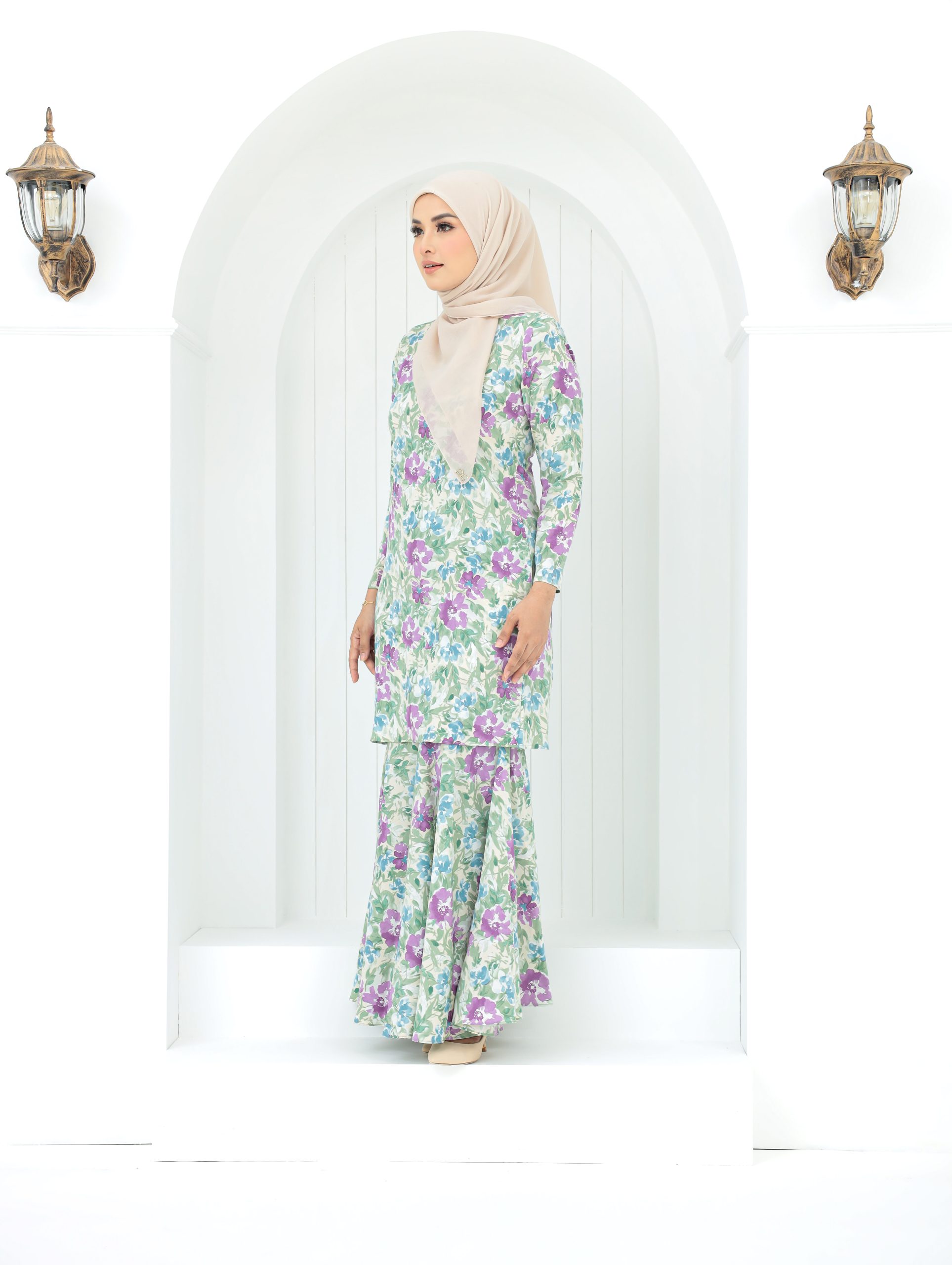 PRINCESS AMRA IN GREEN – ZUEREY DESIGN